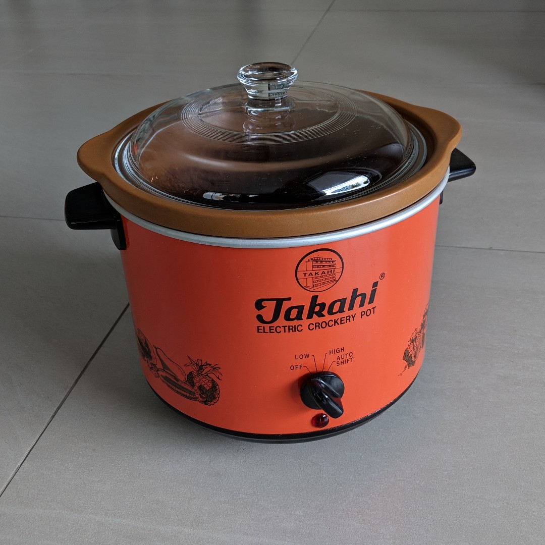 Takahi Slow Cooker (1404), TV & Home Appliances, Kitchen Appliances, Cookers on Carousell