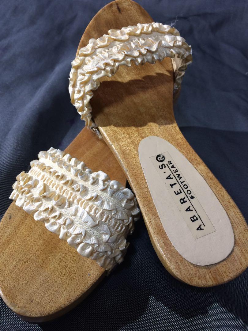 Trendy Bakya, Women's Fashion, Footwear, Shoe inserts on Carousell