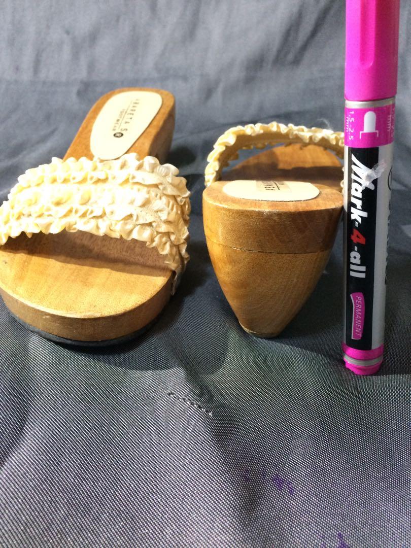 Trendy Bakya, Women's Fashion, Footwear, Shoe inserts on Carousell