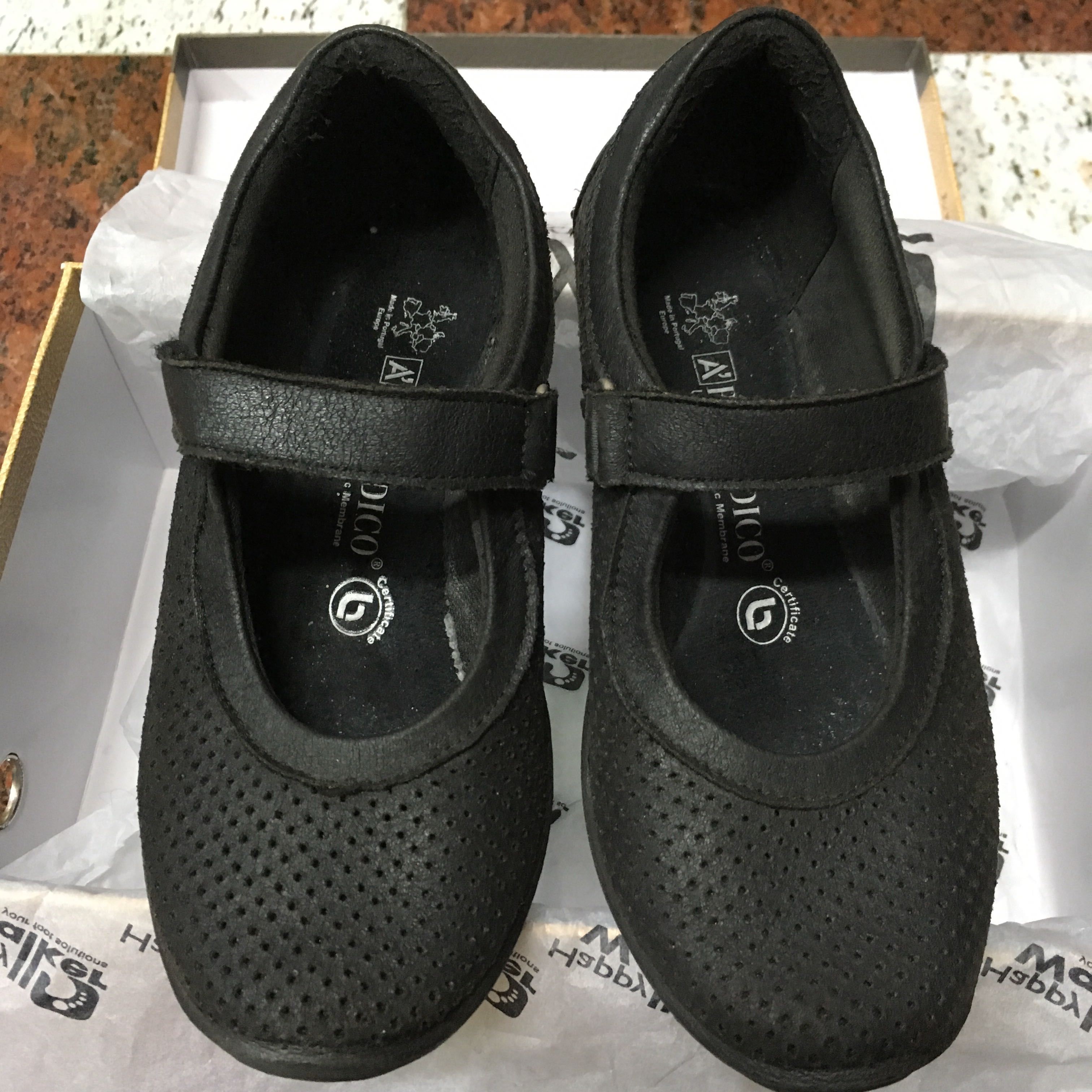 Happy Walker Orthopedic Shoes Astilbe Black , Women's Fashion, Footwear ...