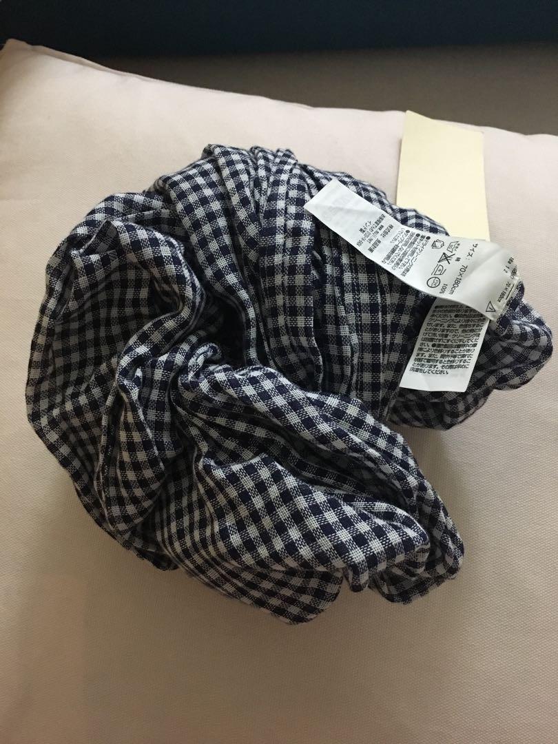 MUJI Organic Cotton Scarf #CarousellFaster, Women's Fashion, Jewelry ...