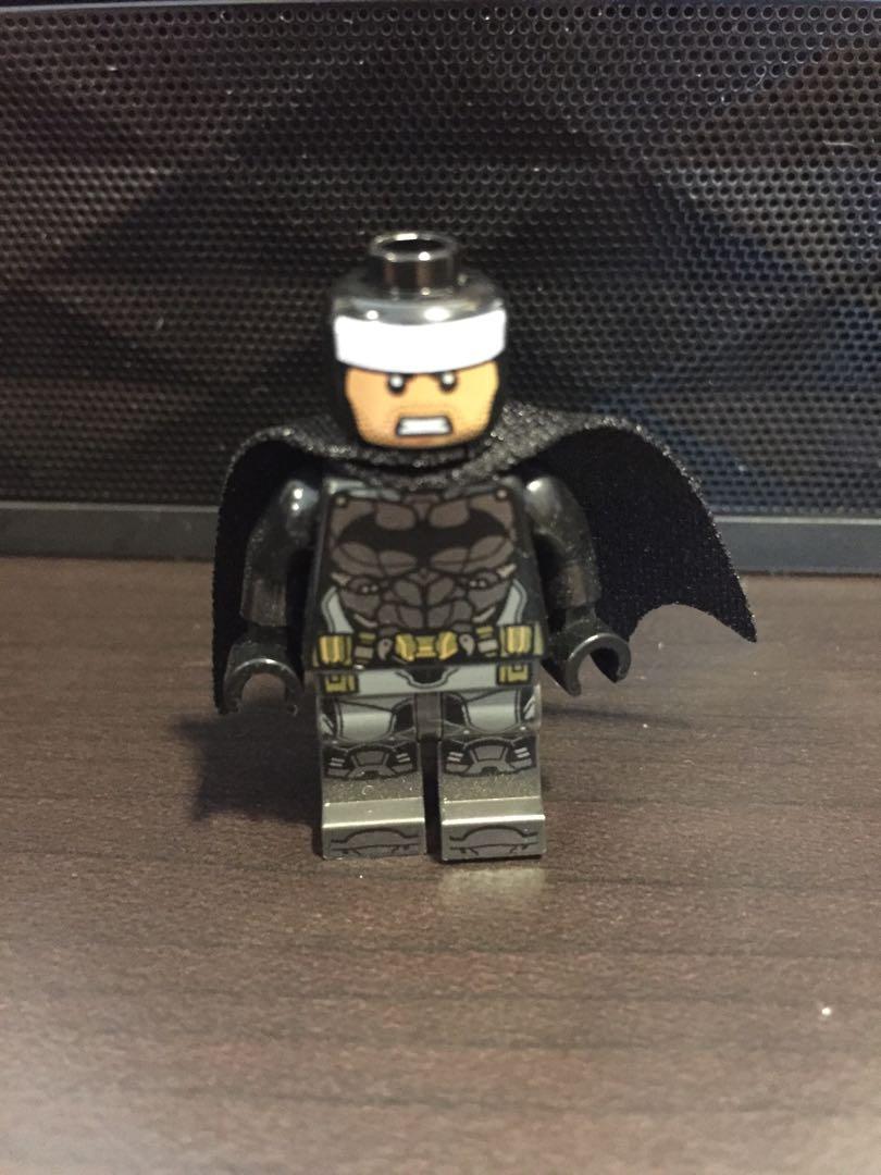 Lego Batman, Pearl Gray Dark Armor (2 Faces), Hobbies & Toys, Toys ...