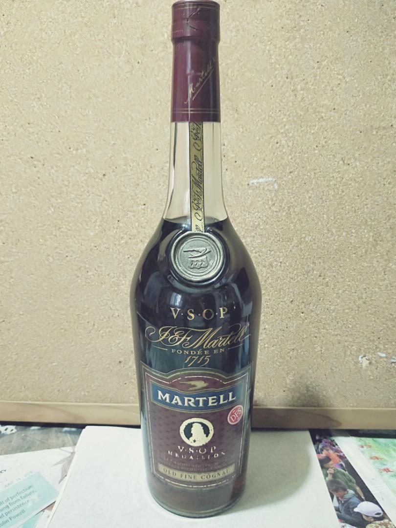 Martell VSOP Medaillon Old Fine Cognac. 1 Litre, Food & Drinks, Alcoholic Beverages on Carousell