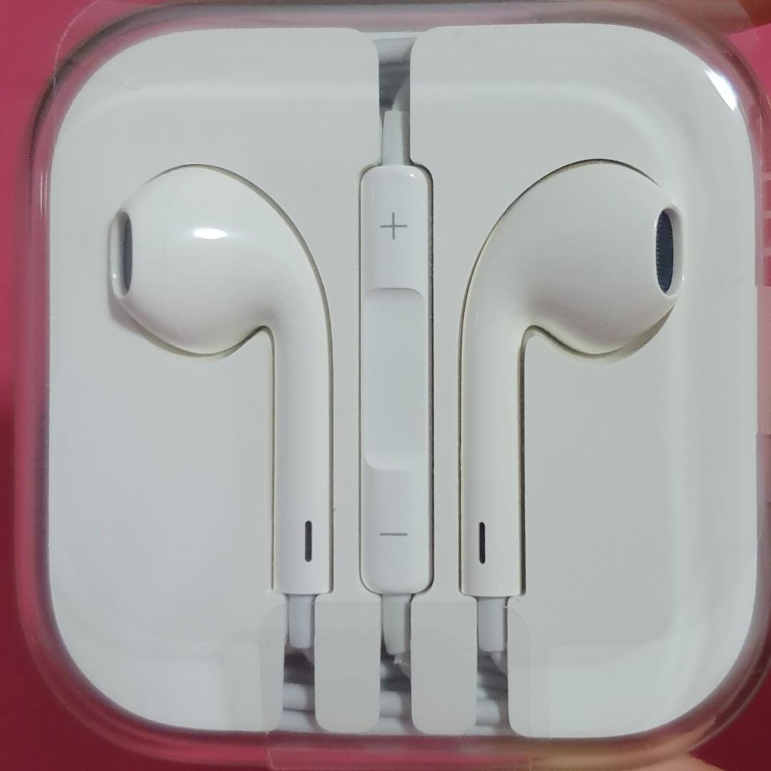 NEW Apple Earpods with Remote and Mic, Audio, Earphones on Carousell