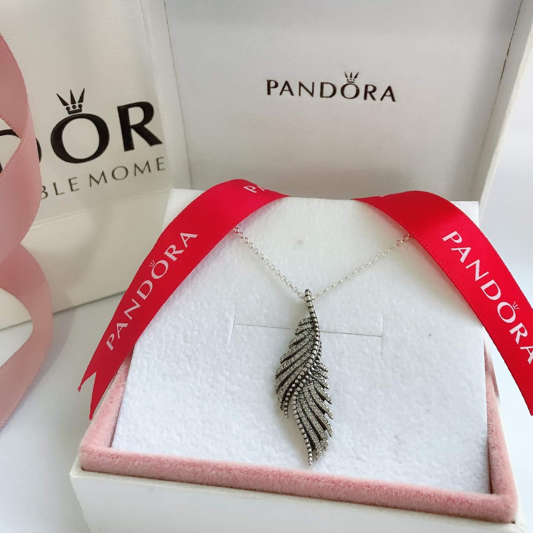 Pandora majestic wing feather, Women's Fashion, Jewelry & Organizers ...