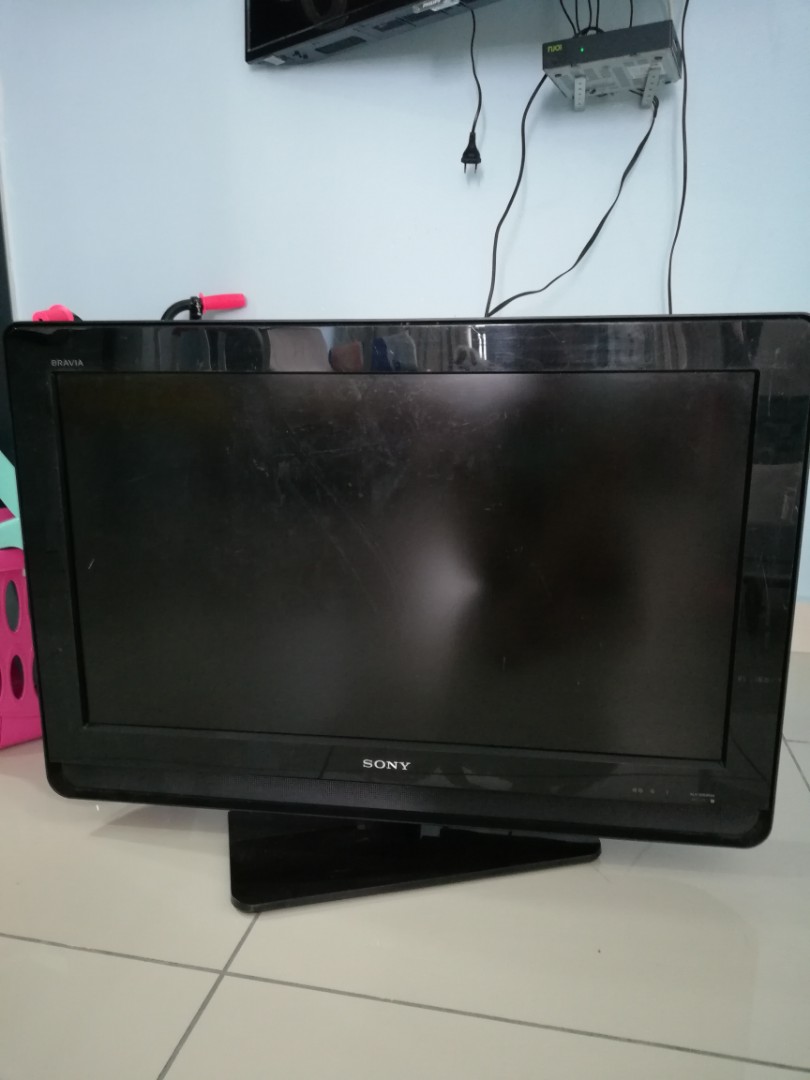 SONY LCD TV 32", TV & Home Appliances, TV & Entertainment, TV on Carousell