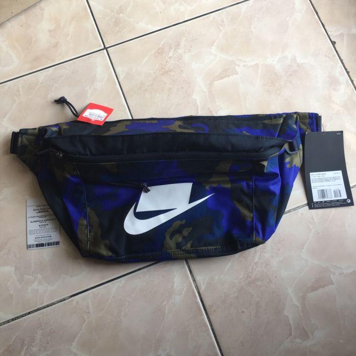 Nike Belt Bag Fanny Pack XL, Men's Fashion, Bags, Sling Bags on Carousell
