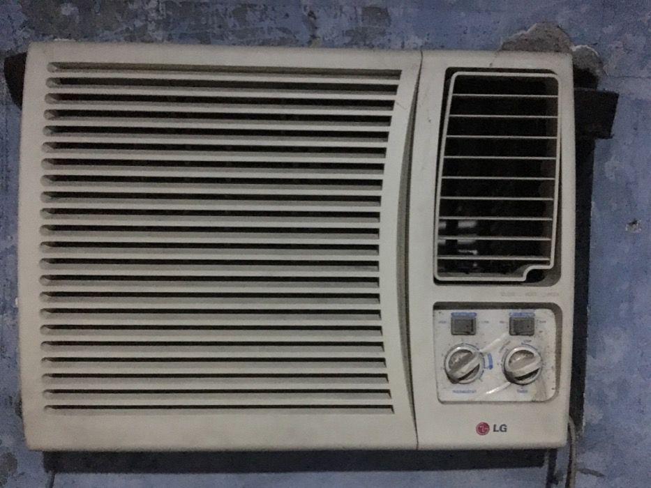 0.75 HP LG window type air conditioner - sold, TV & Home Appliances ...