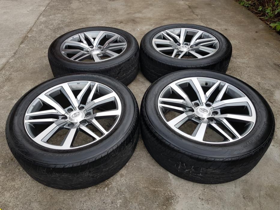 Toyota Fortuner or Hilux 20 Inch OEM Mags with Toyo Proxes ST2 Tires ...