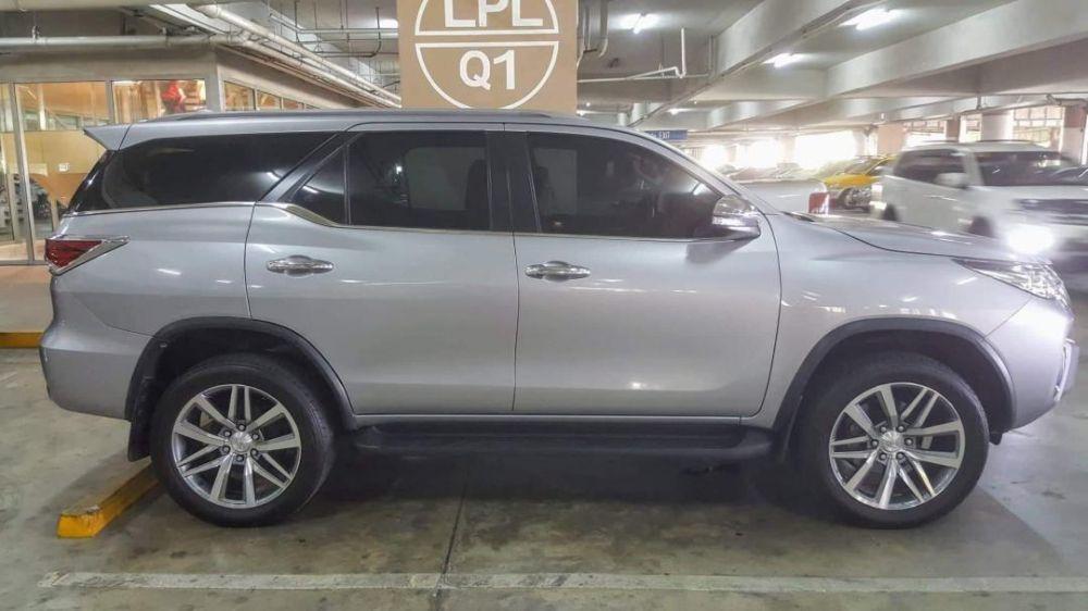 Toyota Fortuner or Hilux 20 Inch OEM Mags with Toyo Proxes ST2 Tires ...