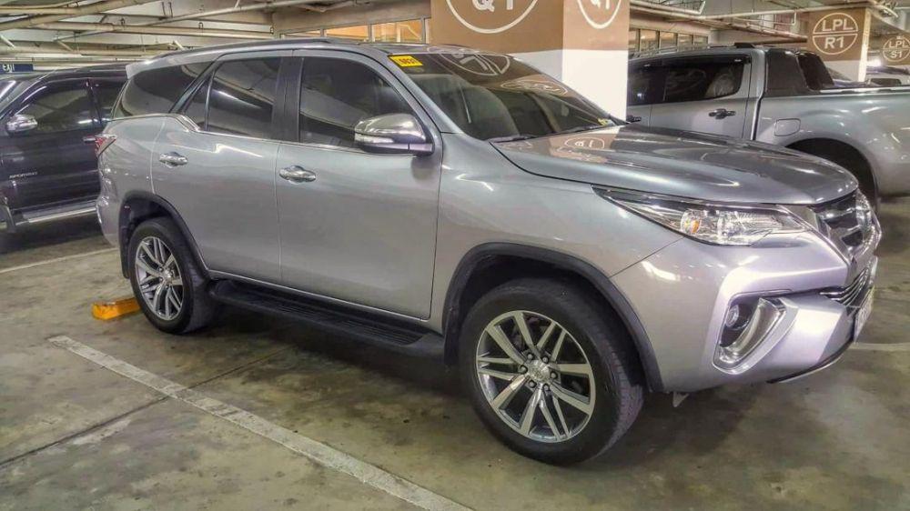 Toyota Fortuner or Hilux 20 Inch OEM Mags with Toyo Proxes ST2 Tires ...