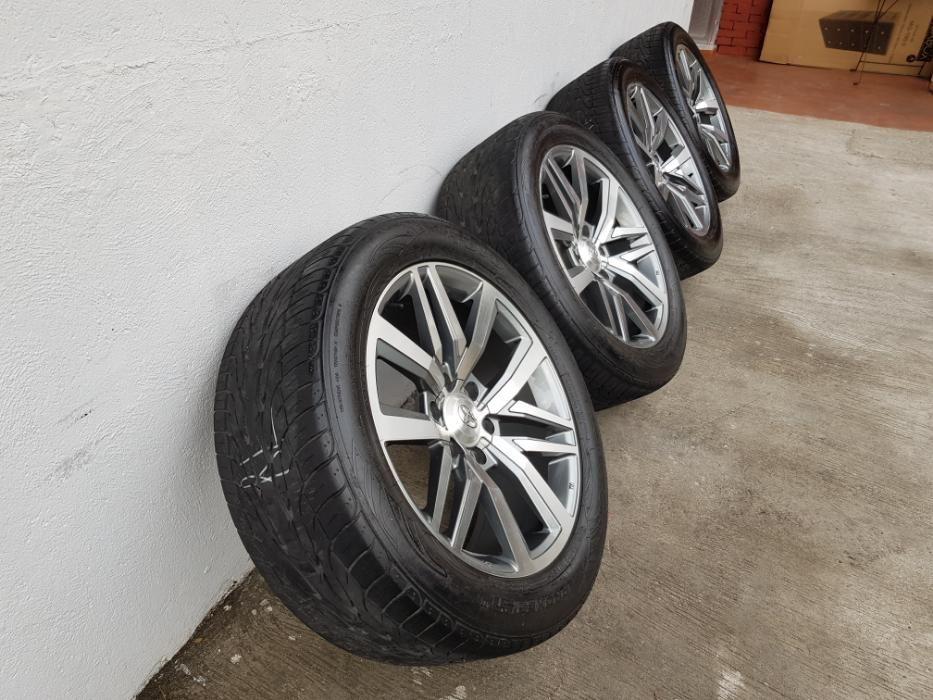 Toyota Fortuner or Hilux 20 Inch OEM Mags with Toyo Proxes ST2 Tires ...