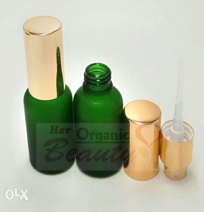 GREEN Spray Mist Frosted Glass Bottles with Gold Caps, Beauty ...