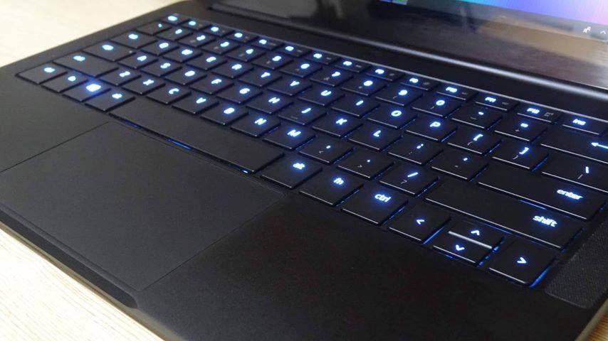 Razer Blade 12.5inch UHD 4K i7-7500u 16gb ssd 512gb Touchscreen ...