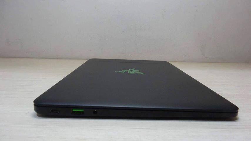 Razer Blade 12.5inch UHD 4K i7-7500u 16gb ssd 512gb Touchscreen ...