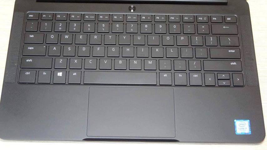 Razer Blade 12.5inch UHD 4K i7-7500u 16gb ssd 512gb Touchscreen ...