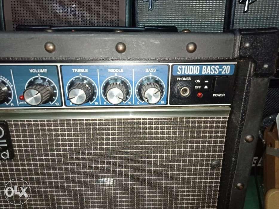 Roland studio bass20 amplifier, Hobbies & Toys, Music & Media, Musical ...