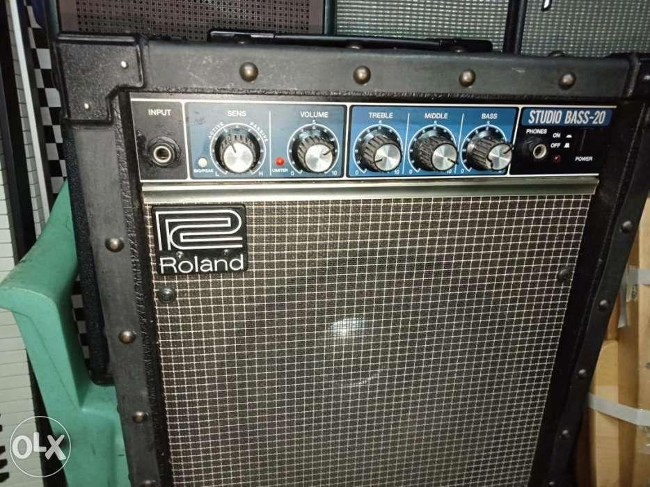 Roland studio bass20 amplifier, Hobbies & Toys, Music & Media, Musical ...
