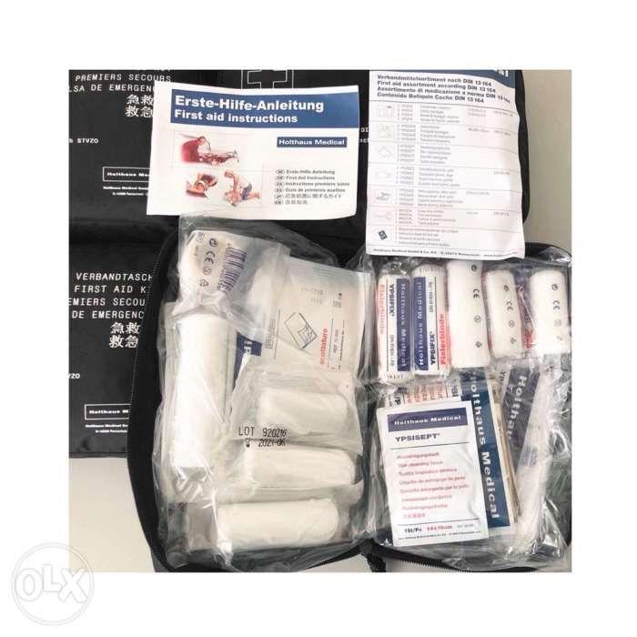 original MERCEDES BENZ first aid kit not bmw audi volvo toyota honda ...