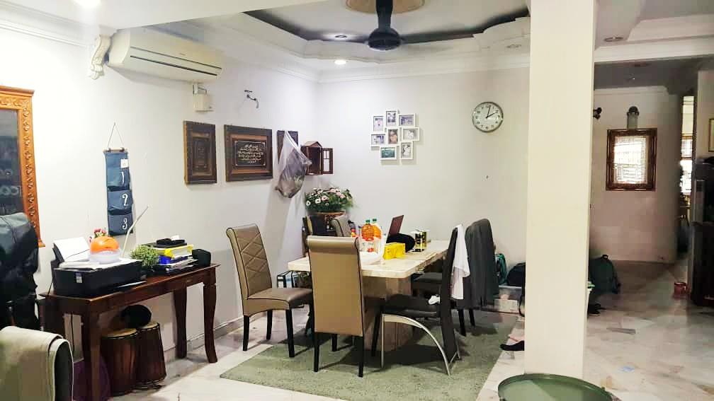 2 Storey Intermediate Btho, Property, For Sale on Carousell