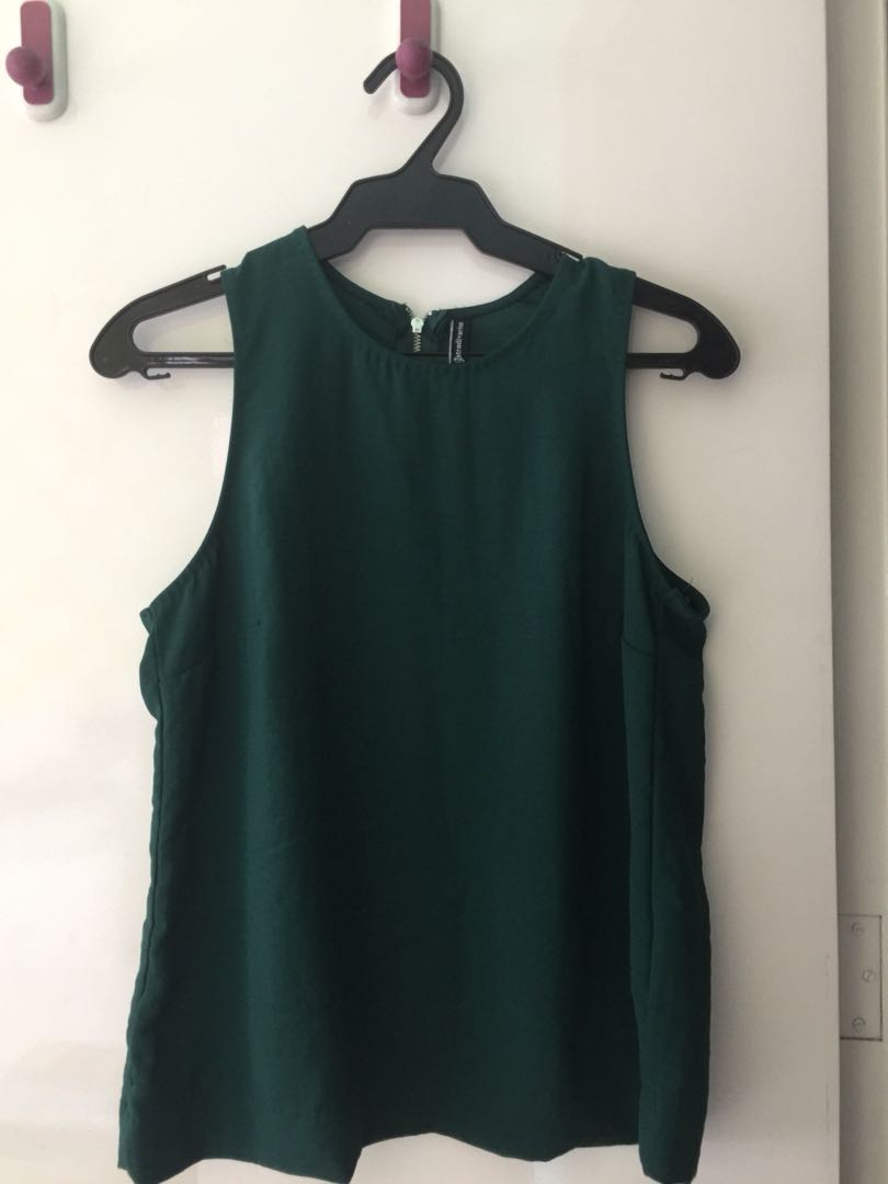 Emerald green top, Women's Fashion, Tops, Others Tops on Carousell