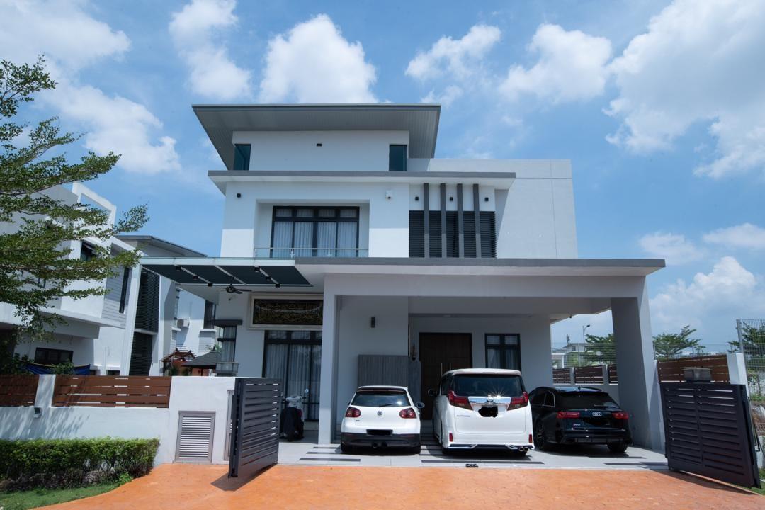 Renovated Facing Open Corner Unit Double Storey Bungalow Casa Sutra ...