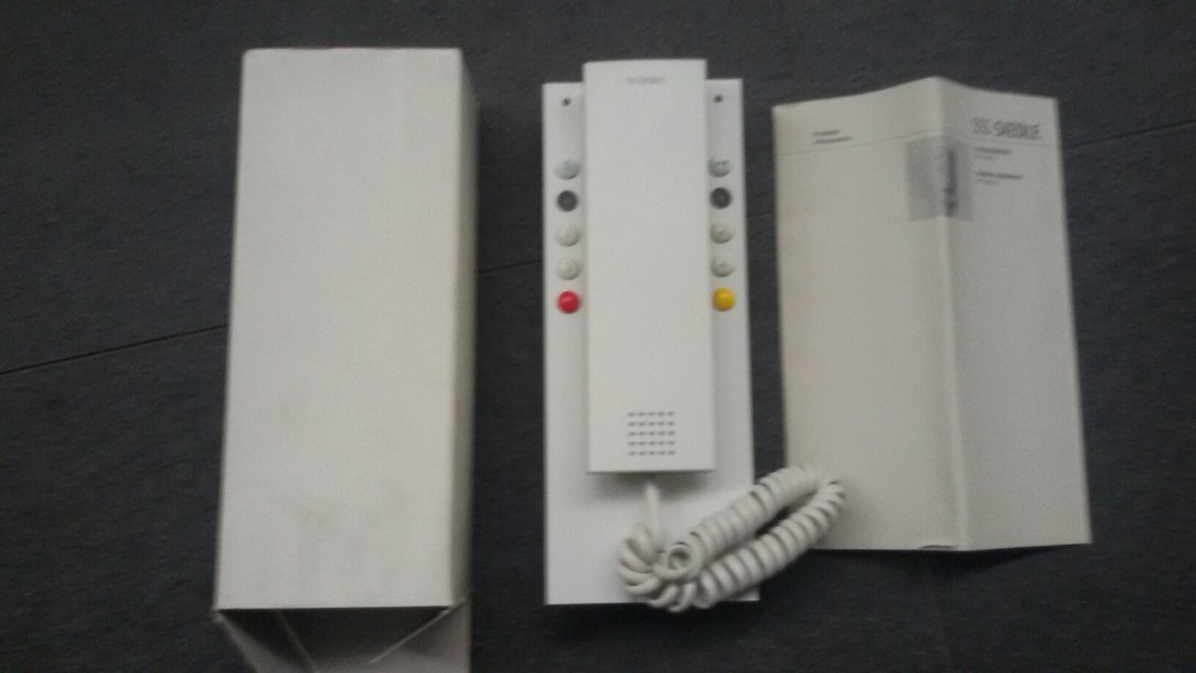 SSS Siedle HT 740 W intercom phone, Sports Equipment, Bicycles & Parts ...