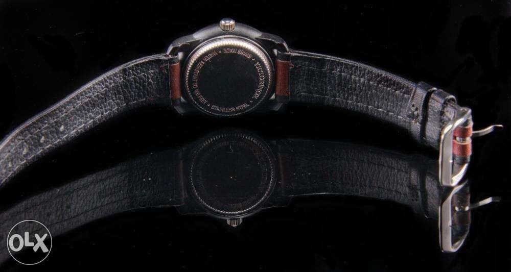 Victorinox Swiss Army Ladies Kids Maroon Leather with Black Border Date ...