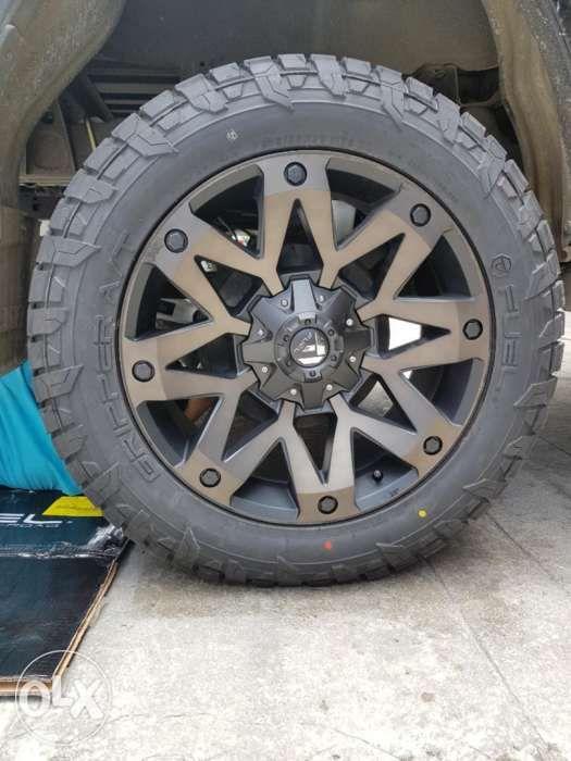 Fuel Ambush Magwheels with Fuel Grippler AT Tires Bnew Fortuner Hilux ...