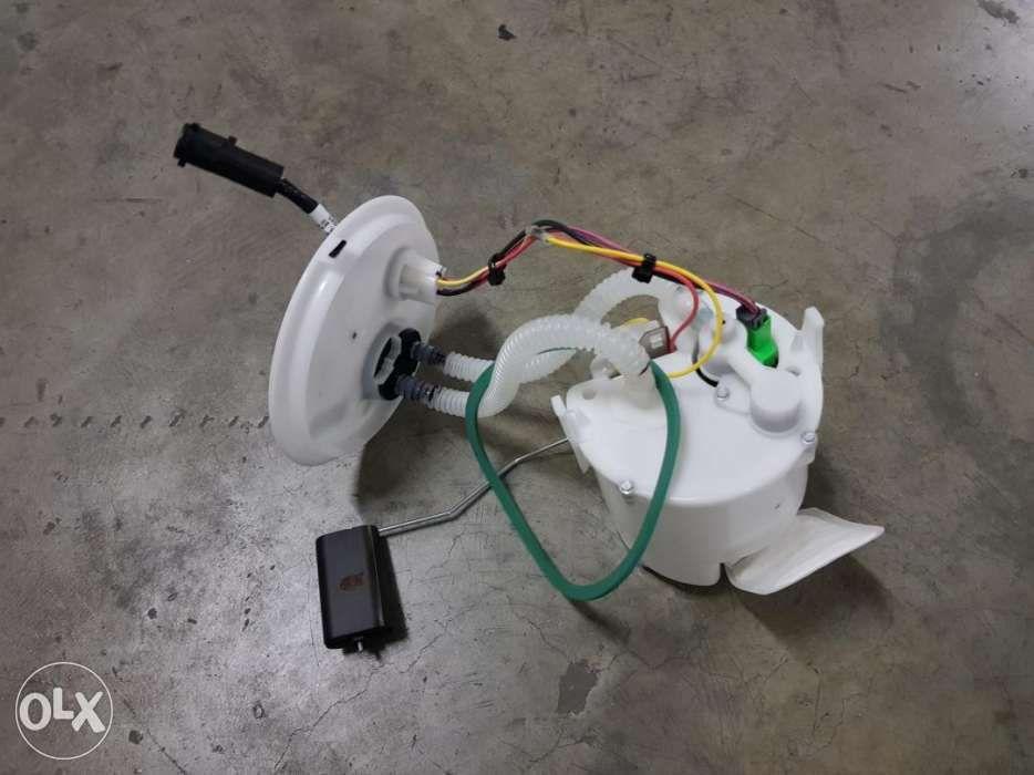 Jaguar XF XJ Fuel Pump Assembly Bnew, Car Parts & Accessories, Engine ...