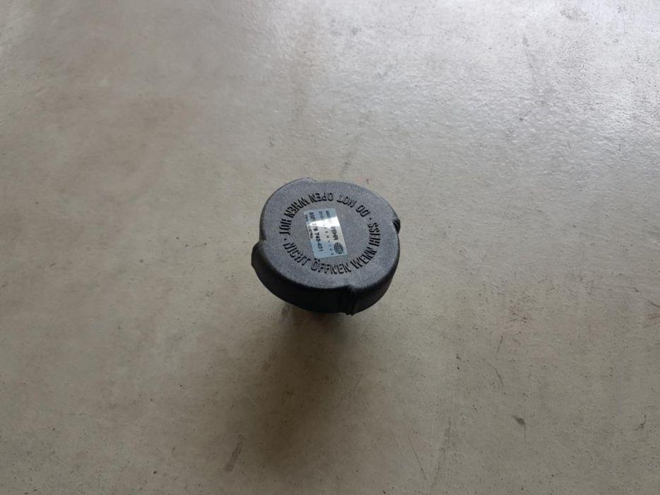 BMW Cap Radiator Cap Bnew BMW Original, Car Parts & Accessories, Engine ...
