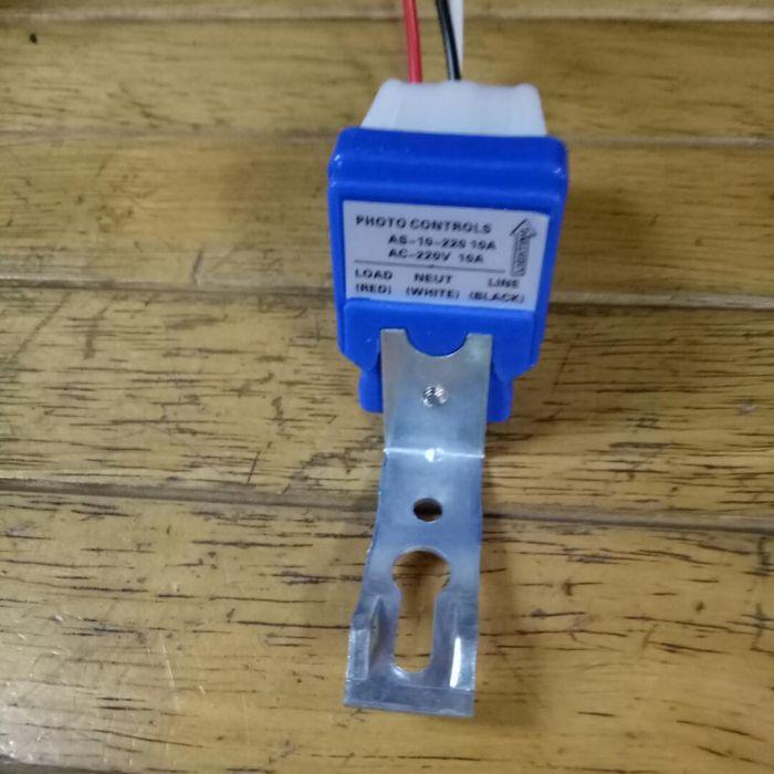 Photo cell photocell 220v, Furniture & Home Living, Cleaning & Homecare ...