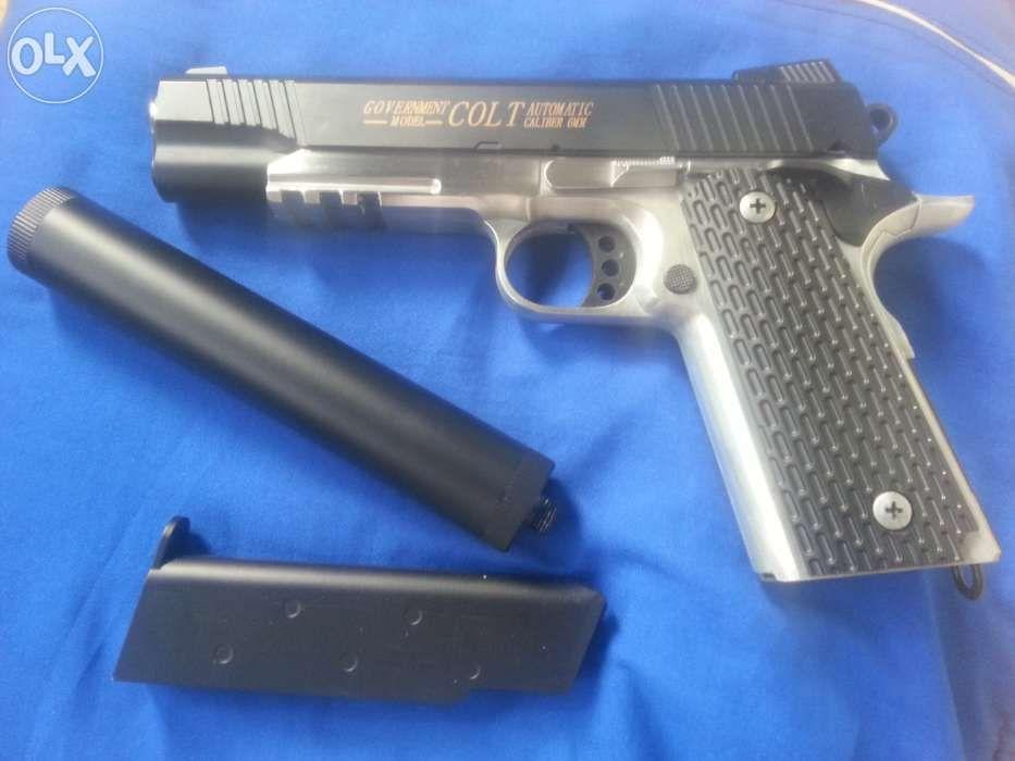 Airsoft GunColtc10aTactical2tone free Sf on Carousell