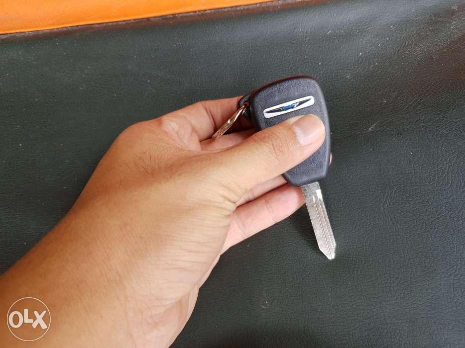 Chrysler 300c Dodge Jeep Key with Chip Assembly Bnew Mopar, Car Parts ...
