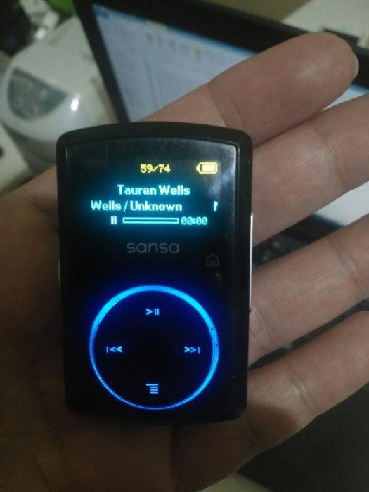 Sansa MP3 Player original, Audio, Portable Music Players on Carousell