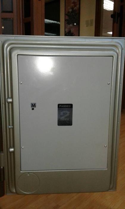 Gallant vault, Furniture & Home Living, Office Furniture & Fixtures on ...