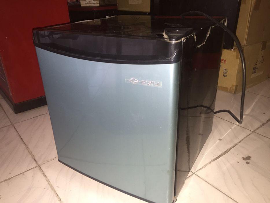 Ezy Personal Refrigerator Ref, TV & Home Appliances, Kitchen Appliances ...