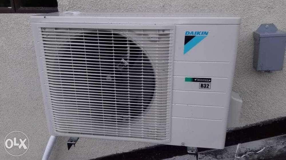 Split Type Aircon Daikin Smart Series Inverter With free Installation ...