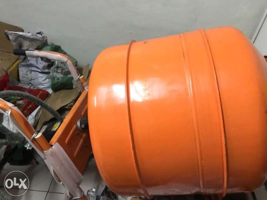 Motorized 2 Bagger Mixer, Furniture & Home Living, Cleaning & Homecare ...