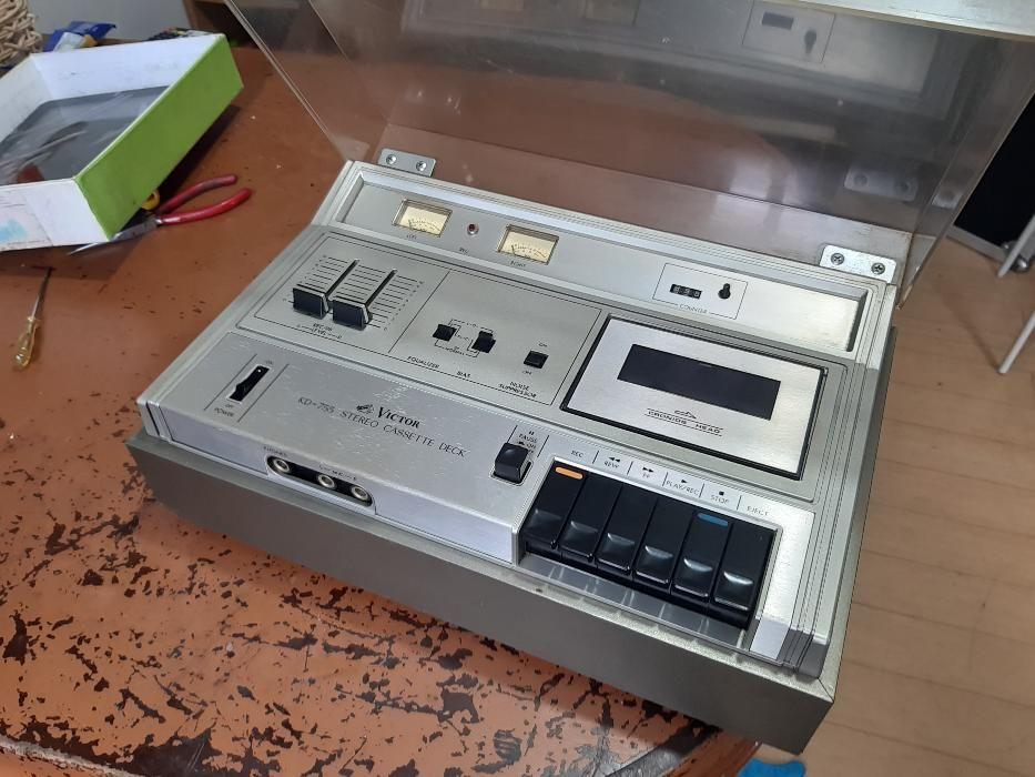 Victor Top Loading Cassette Deck Hobbies And Toys Music And Media Music