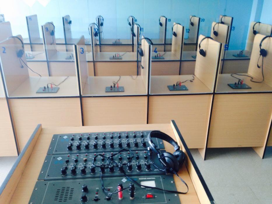 Speech laboratory Speechlab Speech lab equipment for sale, Audio, Other ...