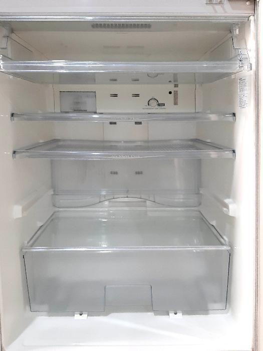 SHARP Ref 18 Cu Ft No -Frost NON-CFC Refrigerator Freezer SJ D51G BE ...