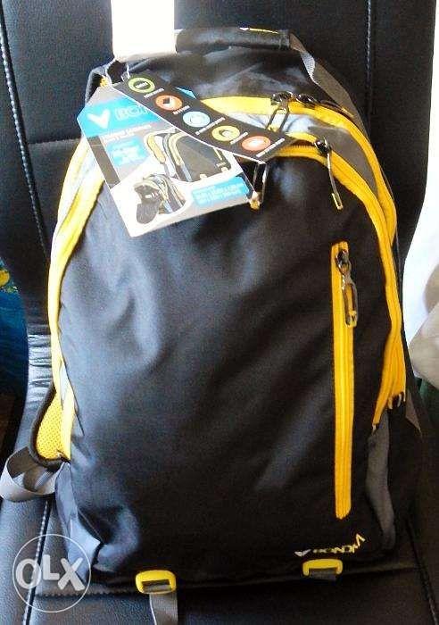 Bondka Backpack Milan Red and Royal Blue and Starship Black NewUSA, Men ...