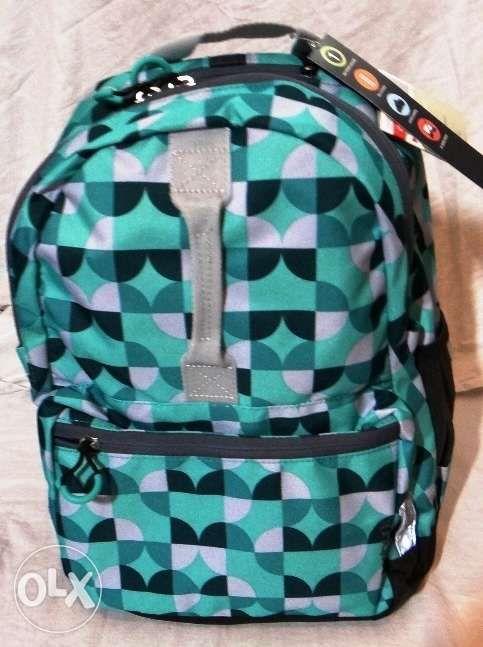 Embark Backpack Classic Green Circles NewUSA, Men's Fashion, Bags ...