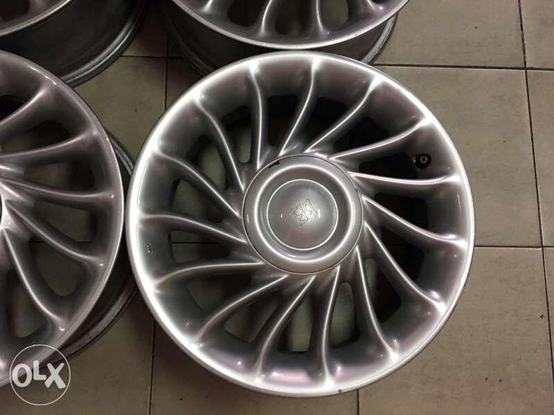 4pcs 15" Toyota BB stock mags 4Holes pcd 100, Car Parts & Accessories ...