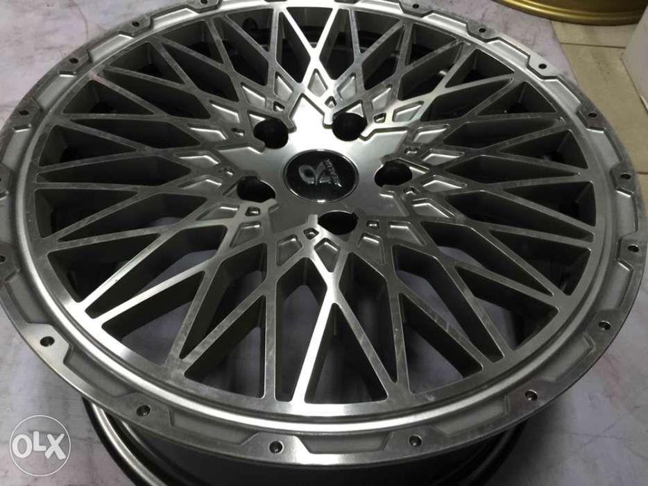 4pcs 17 Realux Mesh Jh0790 magwheels color Black and silver 5 Holes pcd ...