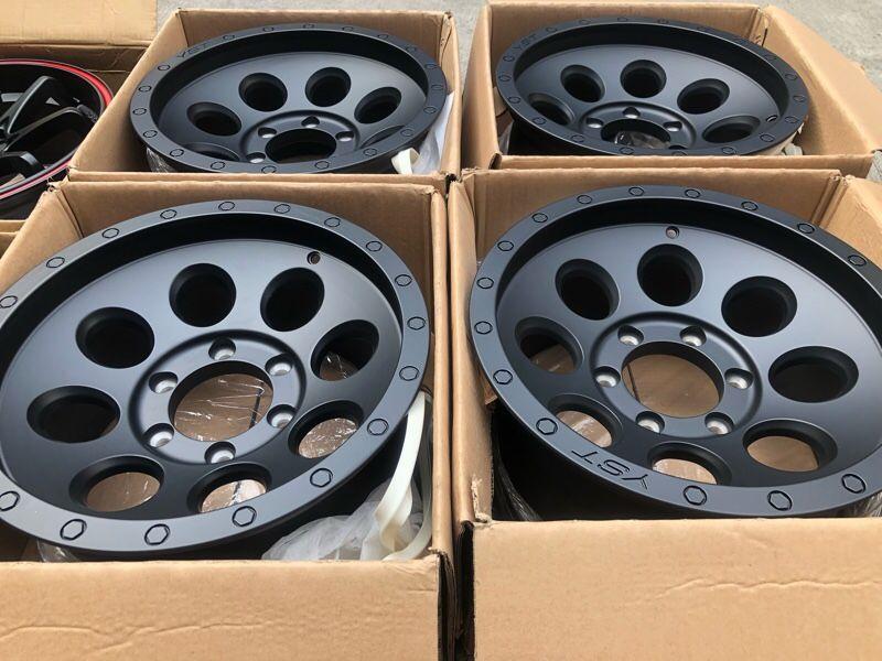 16” Yusta YST Design T12 Mags 6Holes pcd 139 Black offset0, Car Parts ...