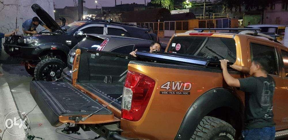 Roller lid Aluminum Bed Cover Retrax Lid Revo Ranger Colorado Strada ...