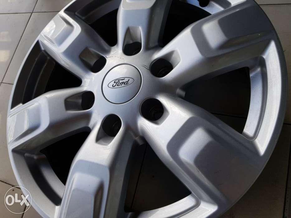 Everest Ranger Mags rims magWheels 17 inch original optional Tires, Car ...