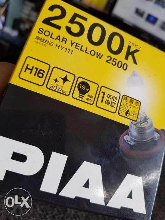 H16 PIAA Japan solar yellow all weather bulb fortuner GT86 Hyundai etc ...